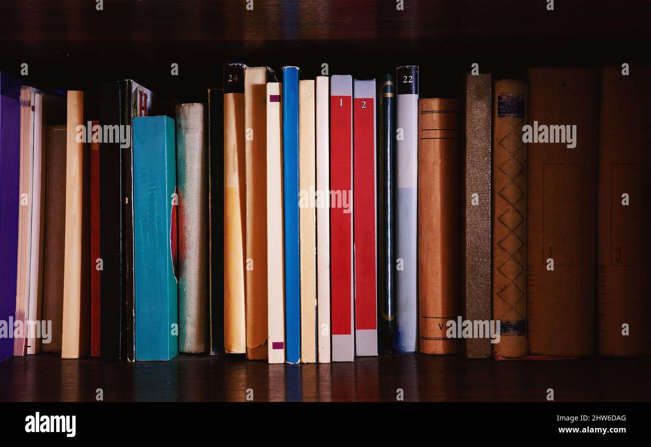 On shelve hi-res stock photography and images - Alamy