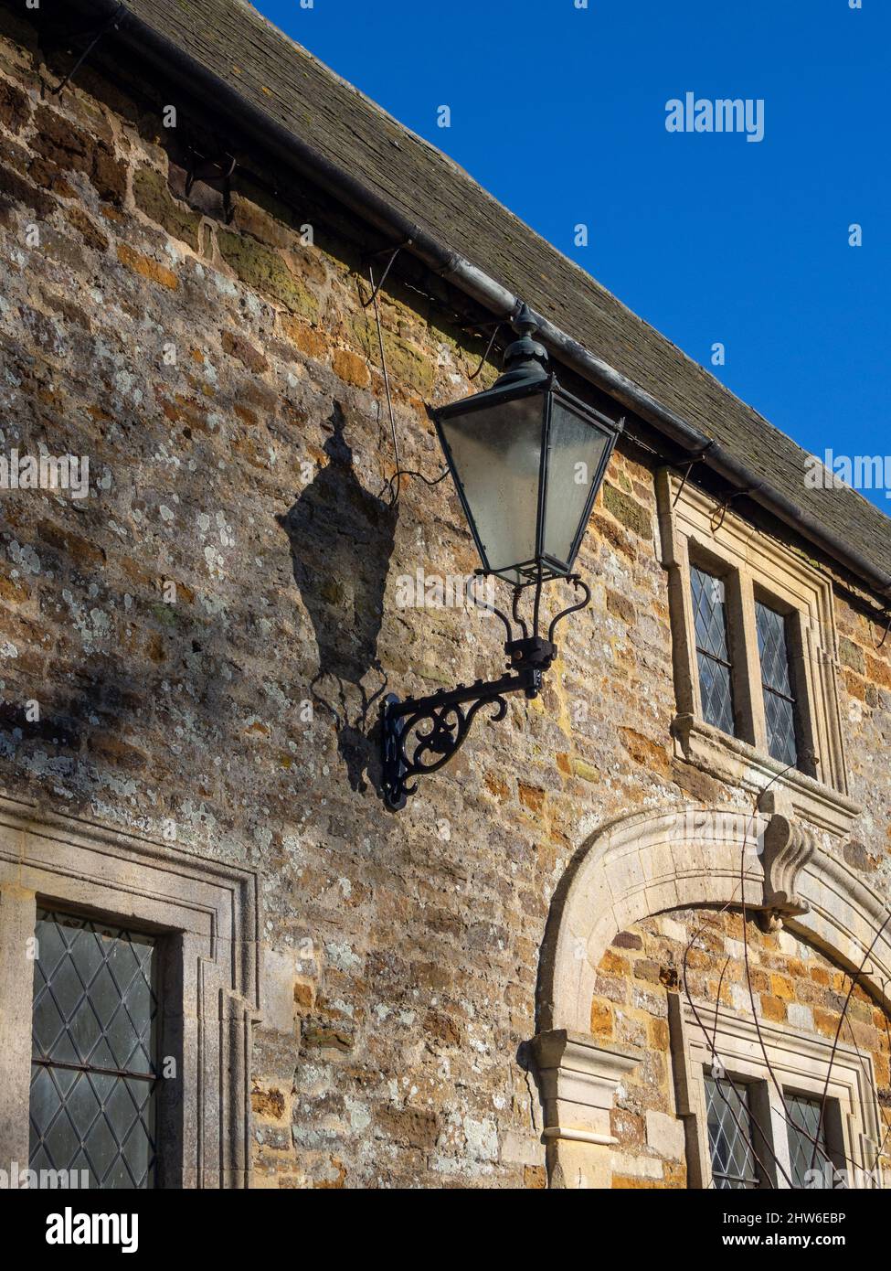 Old stable block hi-res stock photography and images - Alamy