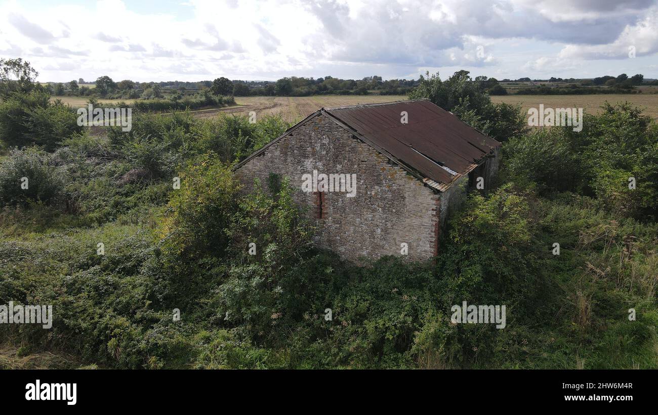 Aerial view of an old hut in the Oxford countryside Stock Photo - Alamy