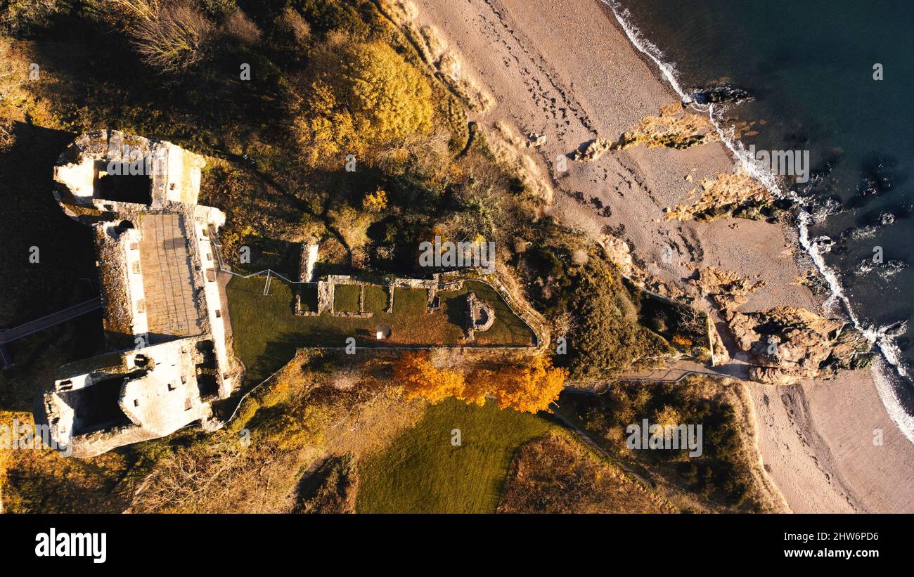 Top view of an old castle in Scotland Stock Photo - Alamy
