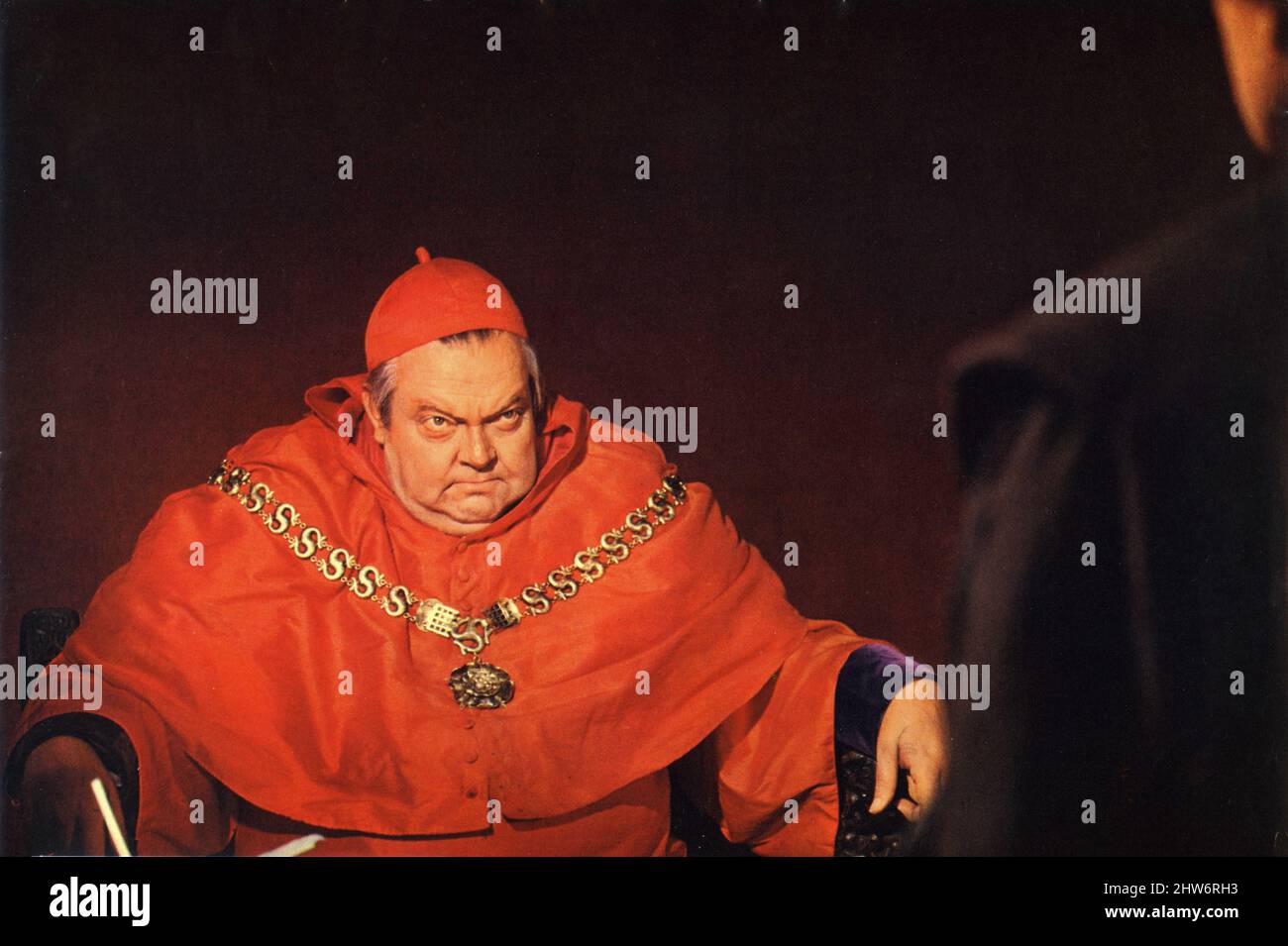 ORSON WELLES as Cardinal Wolsey and PAUL SCOFIELD as Sir Thomas More in ...