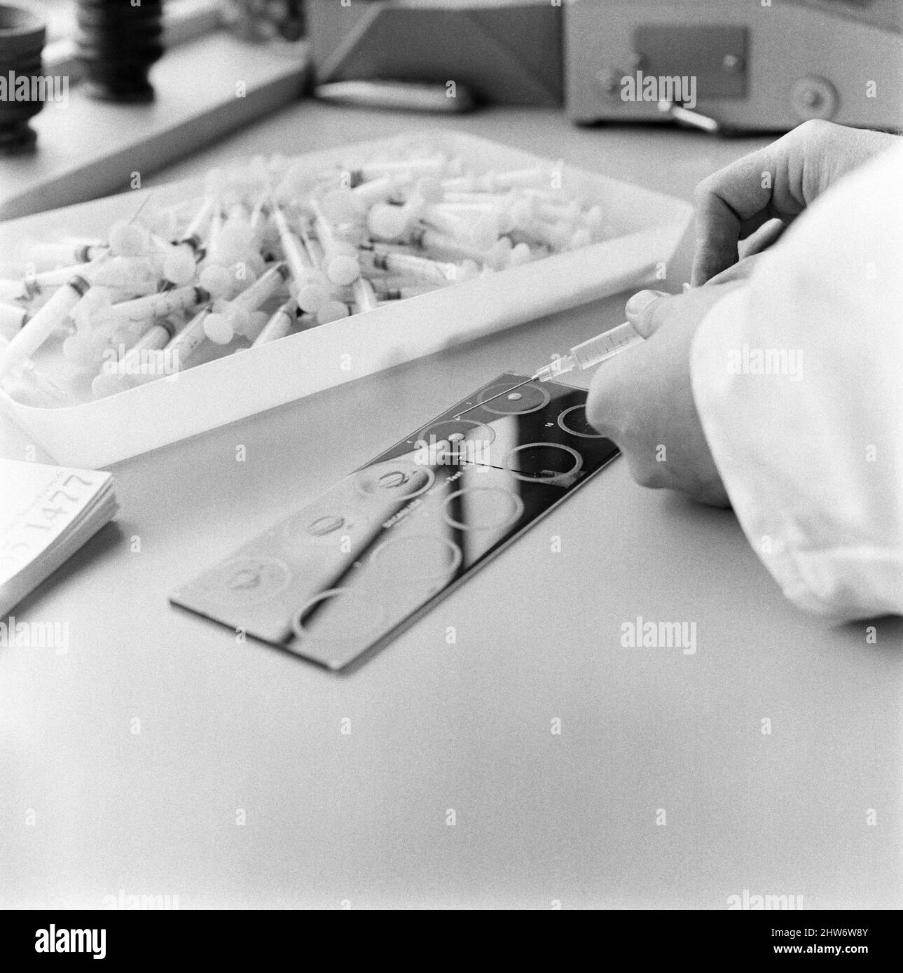 1960s lab hi-res stock photography and images - Alamy