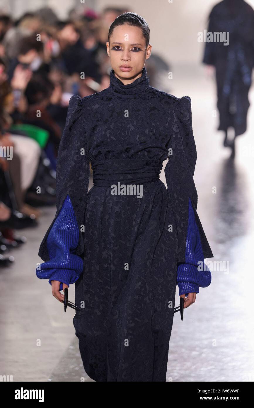A model walks the runway during the Rochas Ready to Wear Fall/Winter ... A model walks the runway during the Rochas Ready to Wear Fall/Winter ...
