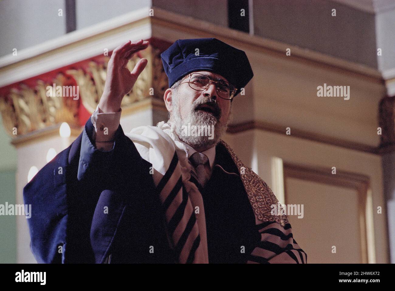 The Chief Rabbi Lord Jonathan Sacks delivers a sermon from the bimah in ...