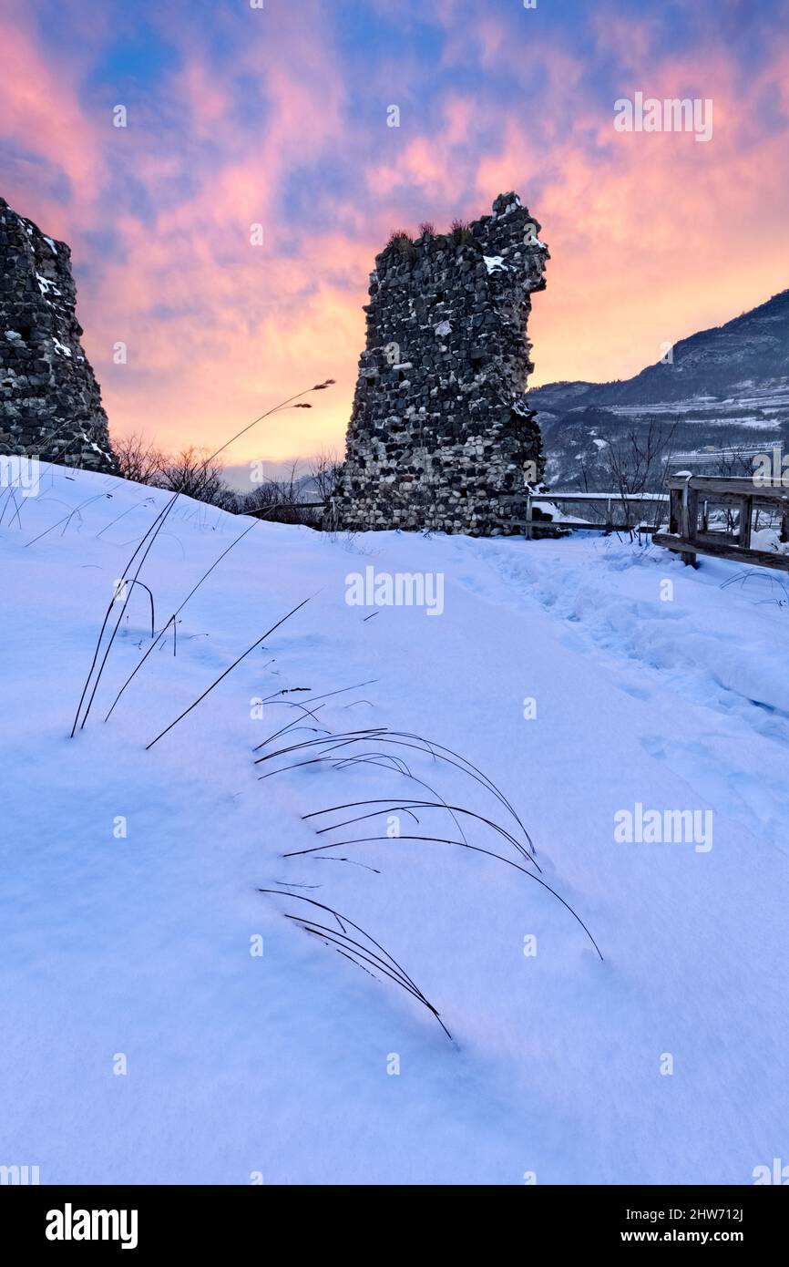 Castel pradaglia hi-res stock photography and images - Alamy