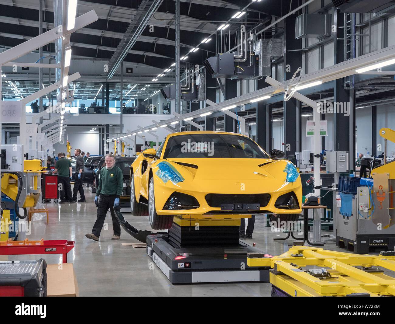 Lotus Emira production line at the Hethel Norfolk factory Stock Photo ...