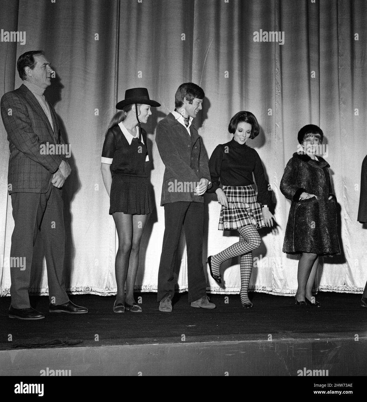 Film stars rehearse for a Royal Film Performance of Franco Zeffirelli's ...