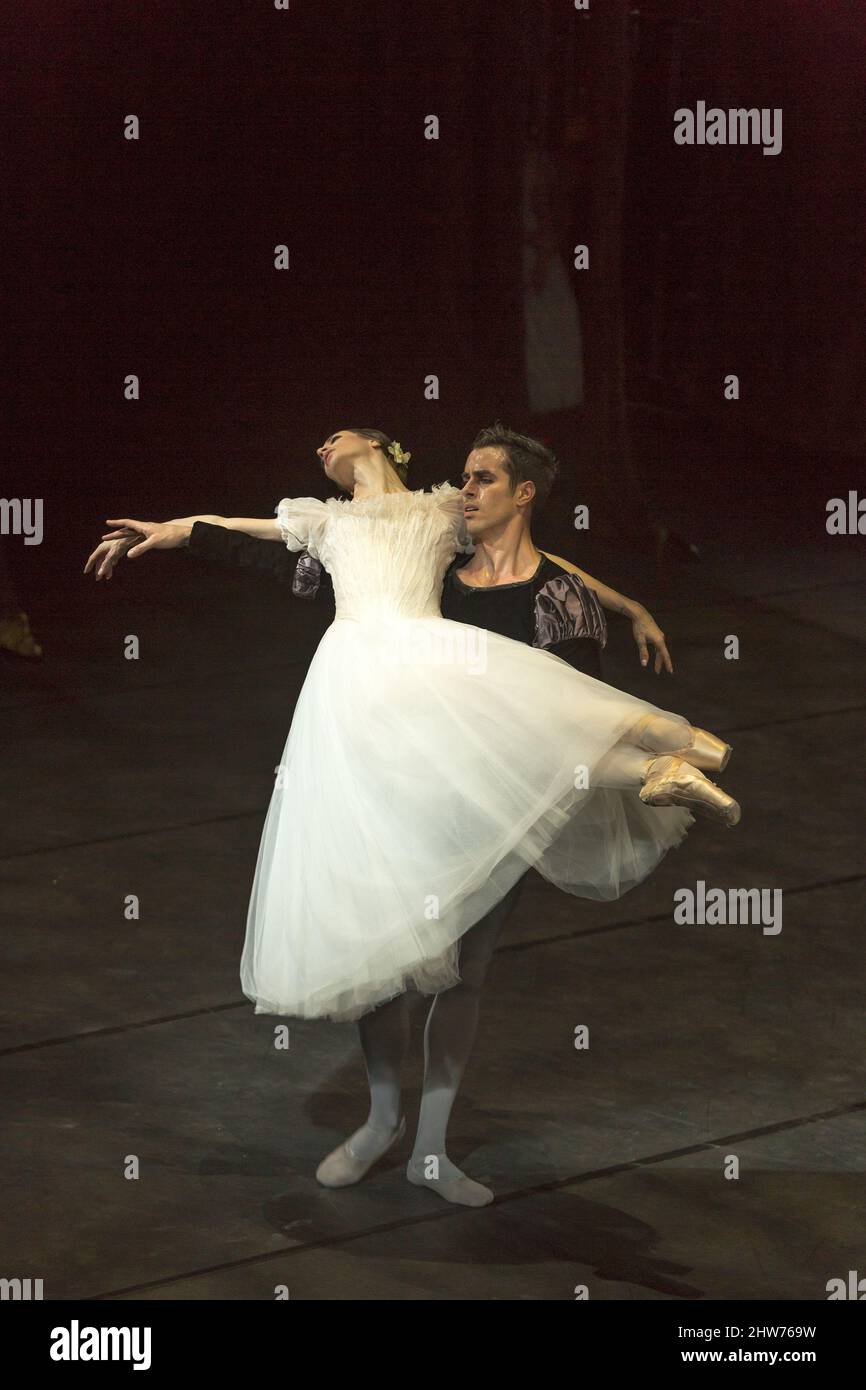 Giselle ballet performance Stock Photo - Alamy