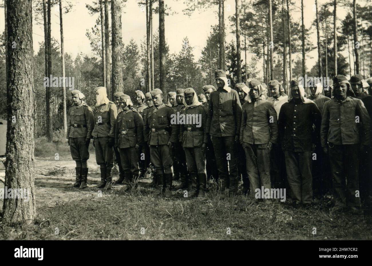 WWII WW2 german soldiers ready to invades Russia - 17 June 1941 ...