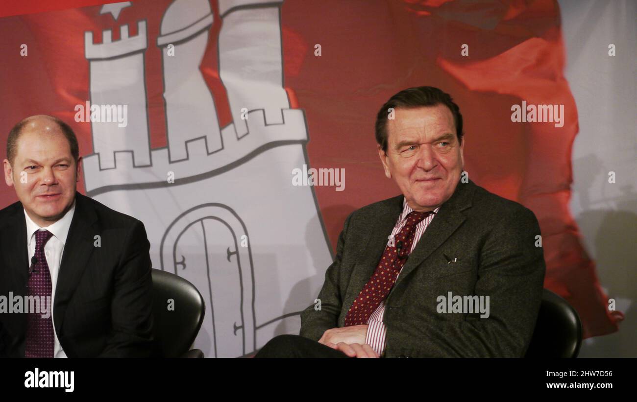 Altkanzler Ehemaliger Kanzler Gerhard Schröder, Olaf Scholz Vor Hamburg ...