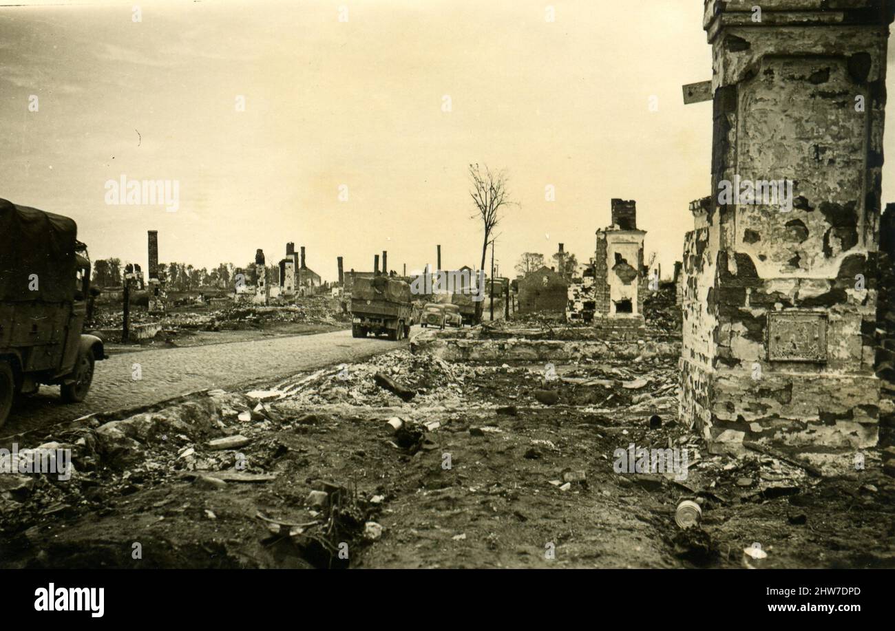 WWII WW2 german soldiers invades Russia - 20 July 1941, wehrmacht near ...