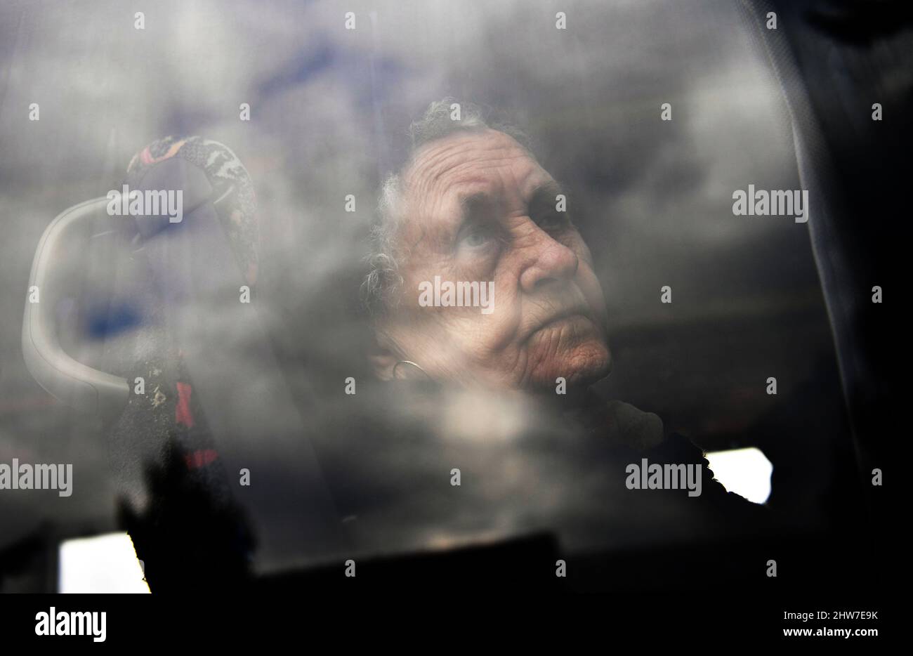 Tiszabecs, Hungary. 04th Mar, 2022. An old woman, who fled from the war ...