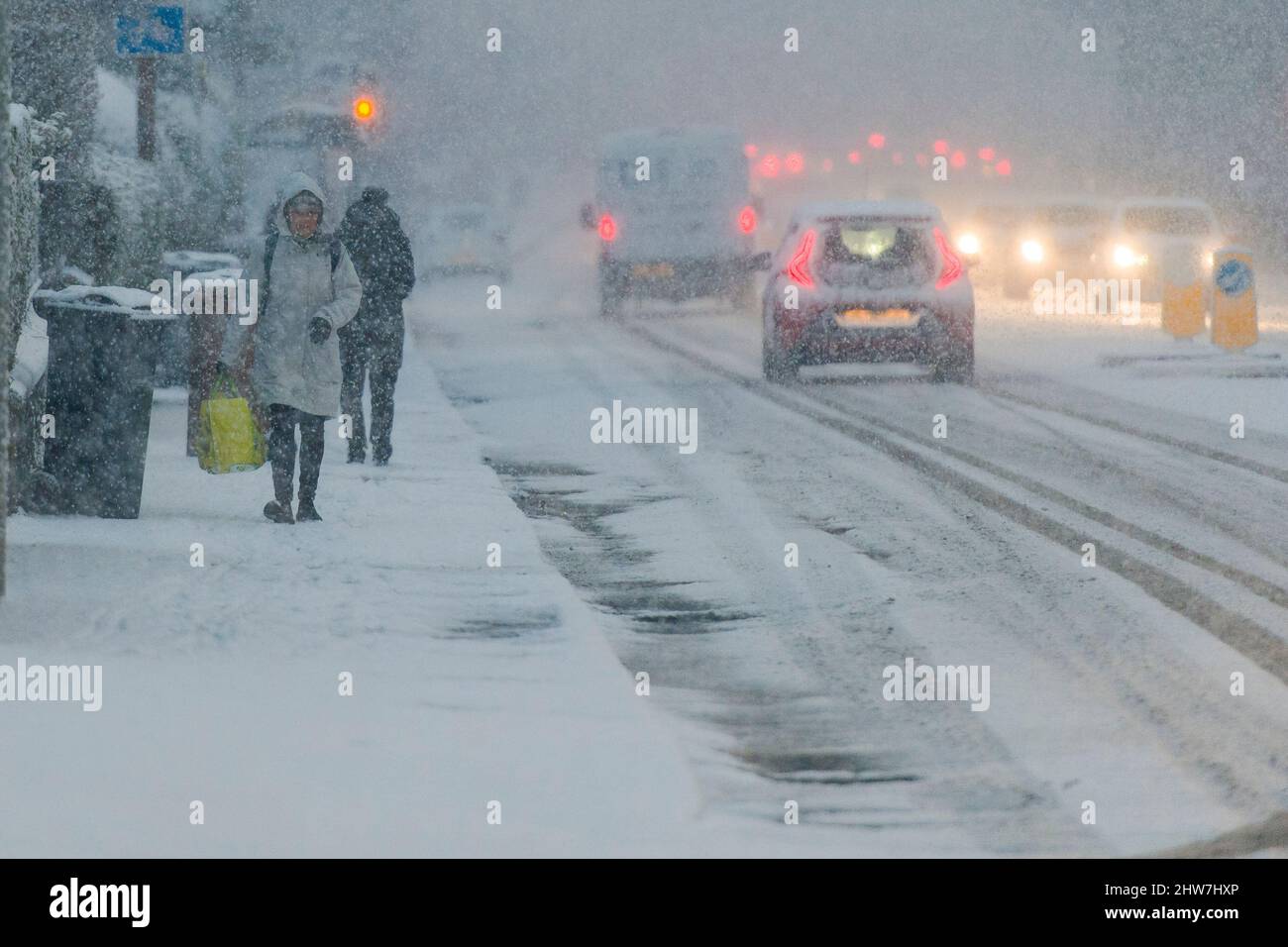 Snowfell scenes from Howdenhall road in Edinburgh Parts of Scotland are ...