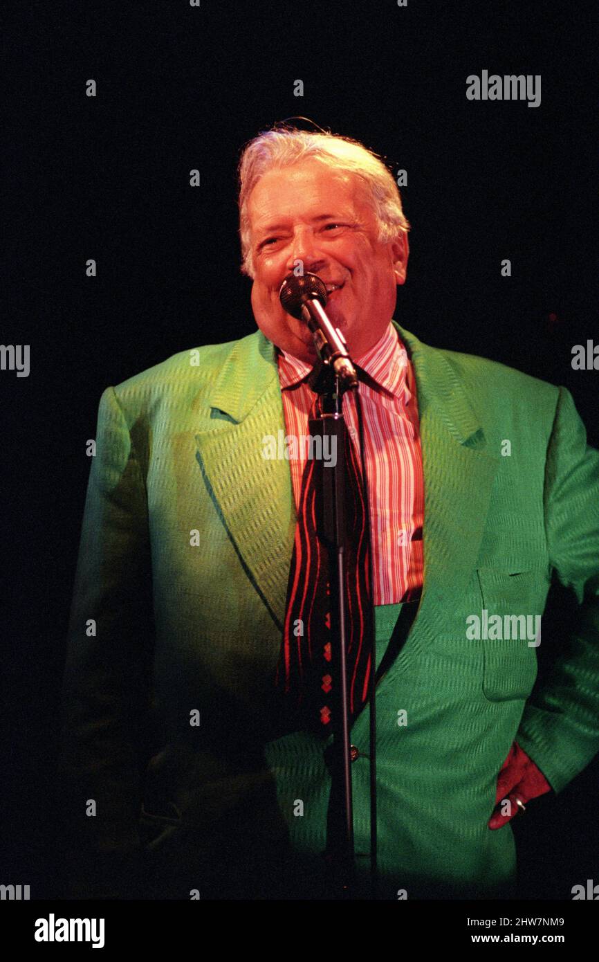 George melly writer hi-res stock photography and images - Alamy