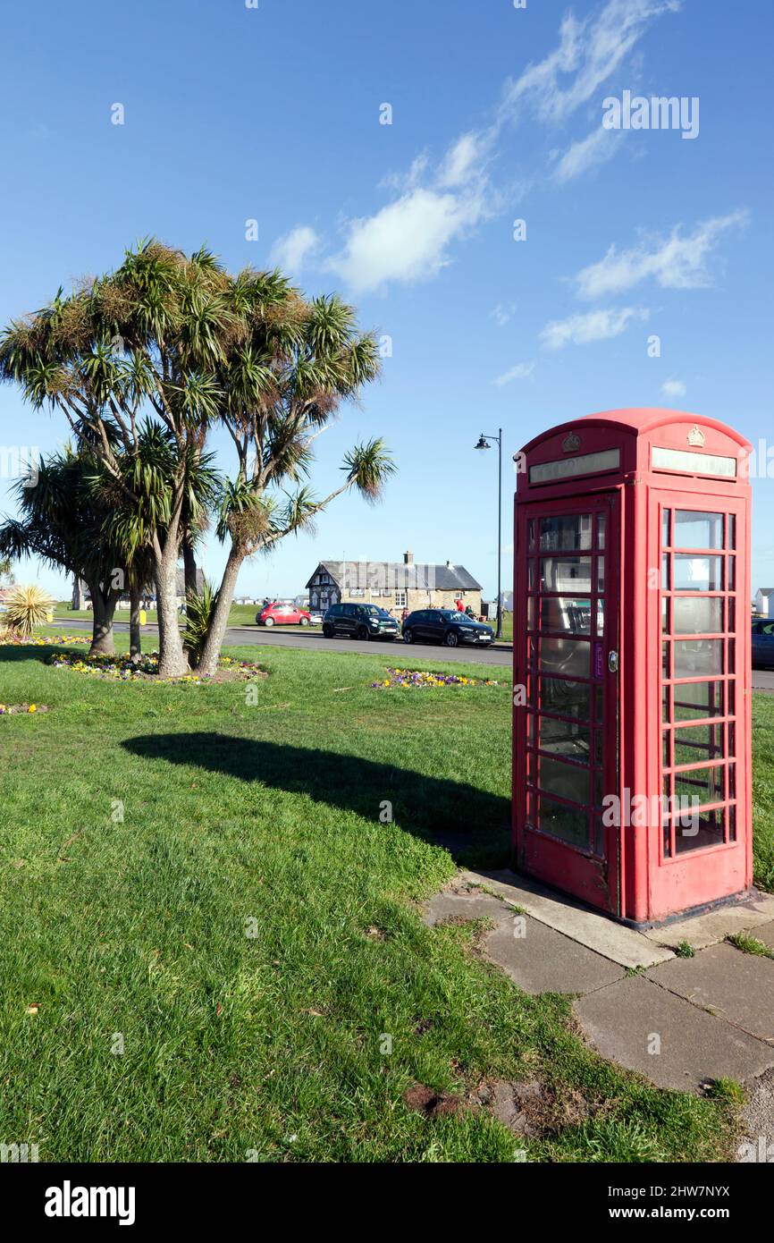 The Triangle between the Strand and The Beach with the Sea Café Coffee ...