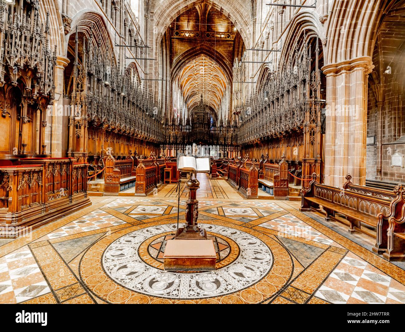 Quire stalls hi-res stock photography and images - Alamy