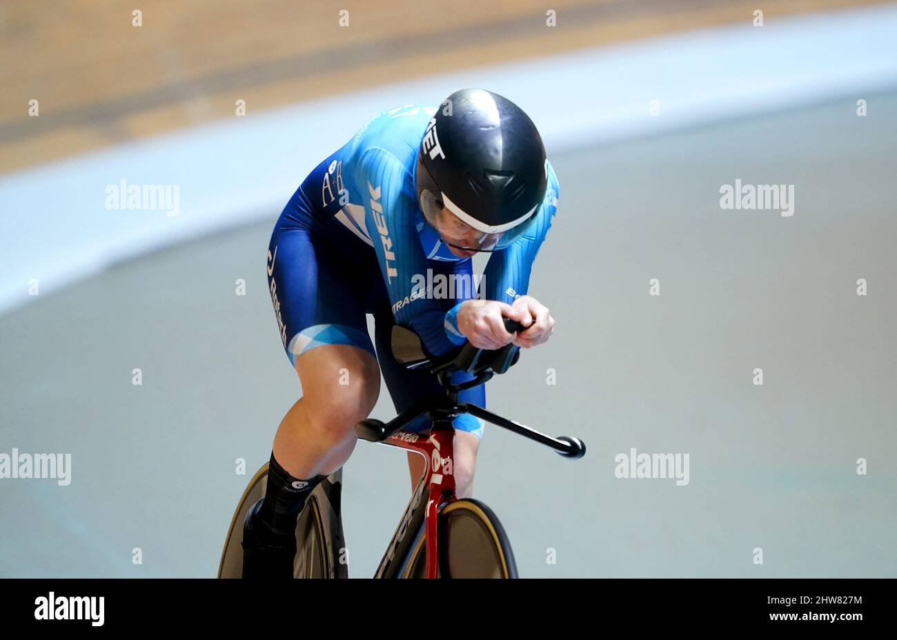 Victoria Smith in action during day two of the HSBC UK National Track ...