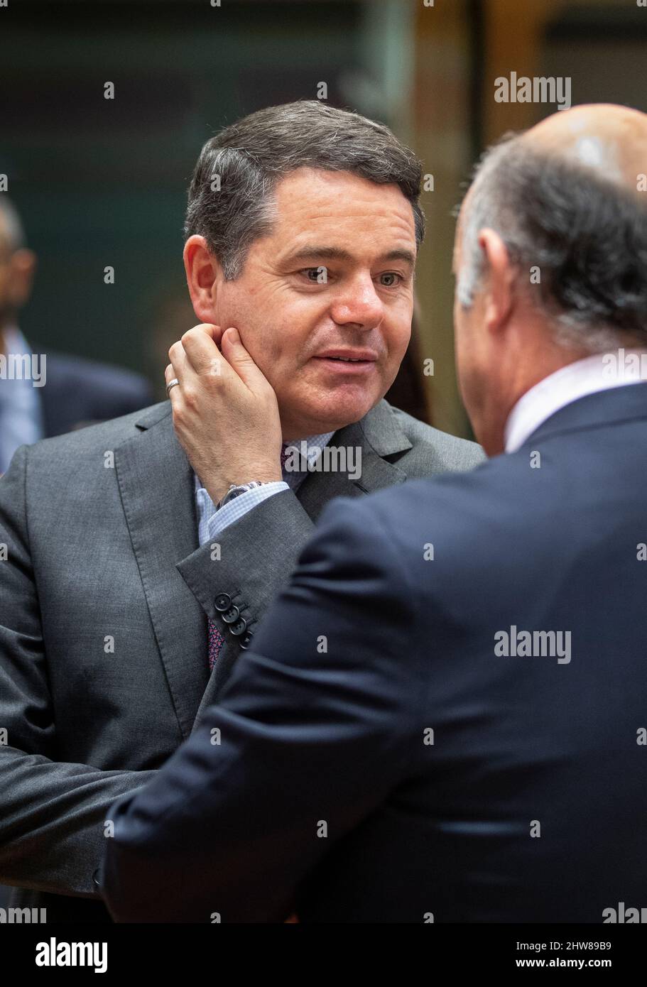 Minister for finance paschal donohoe hi-res stock photography and ...