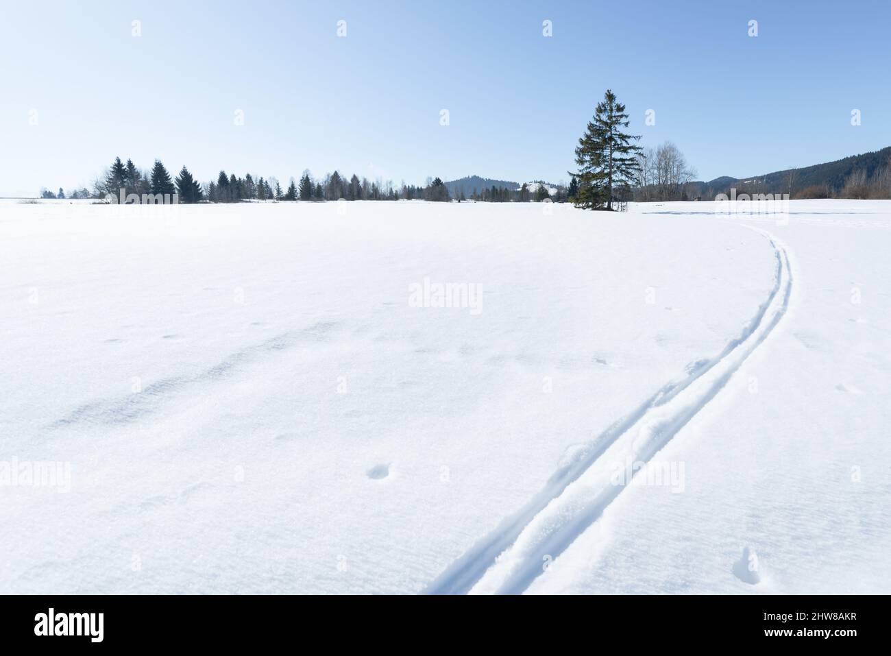 Deep snowdrift hi-res stock photography and images - Alamy