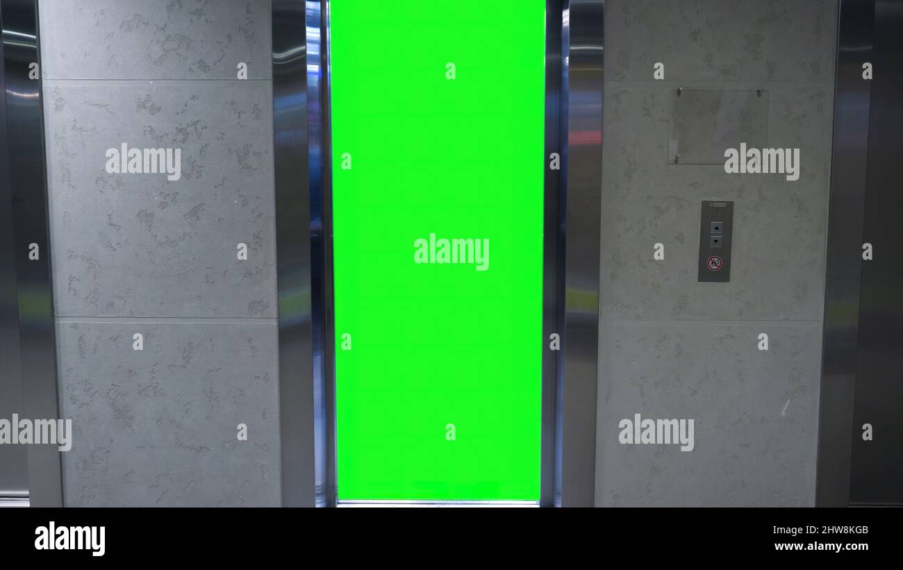 Office elevator door opening hi-res stock photography and images - Alamy