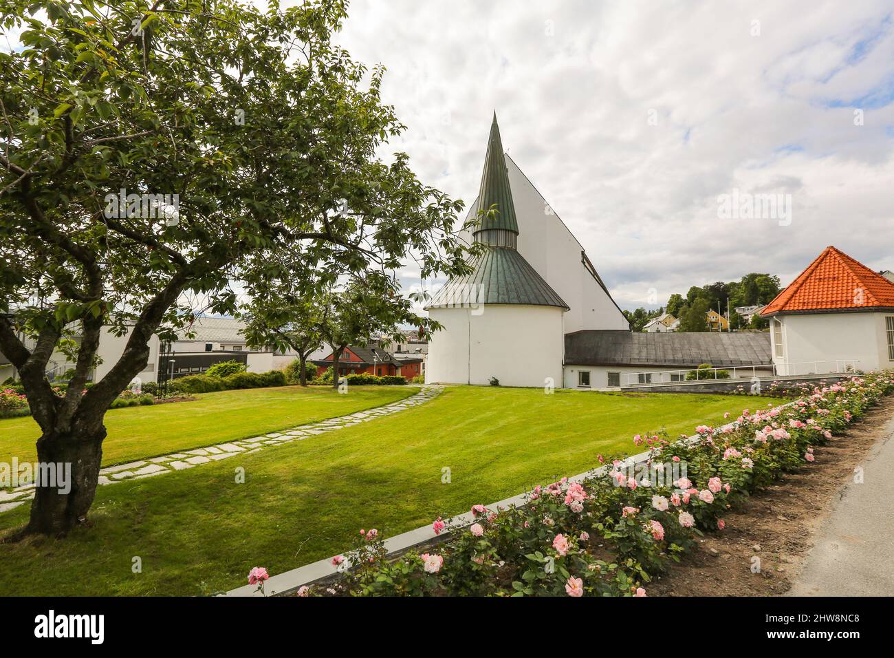 Molde Cathedral (Norwegian: Molde domkirke) is a cathedral of the ...