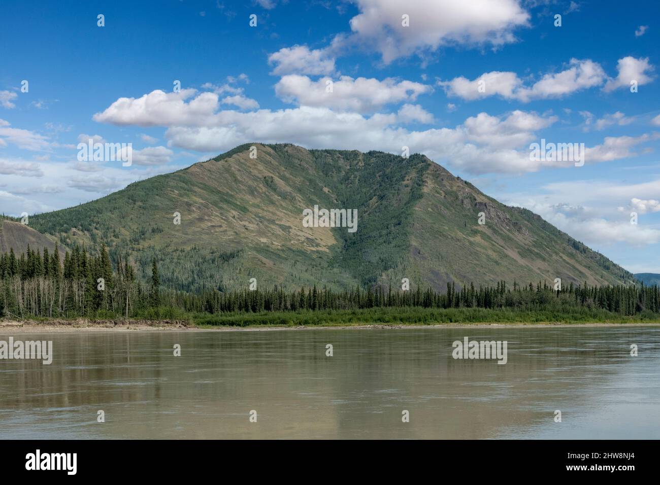 Yukon alaska mountain hi-res stock photography and images - Alamy