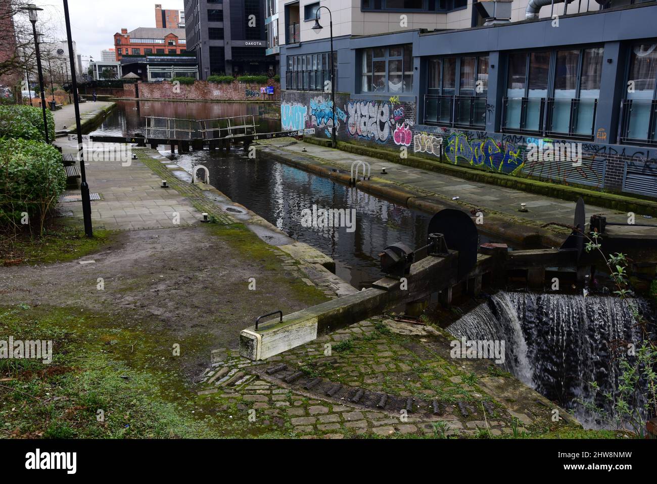 Piccadilly canal basin manchester hi-res stock photography and images ...