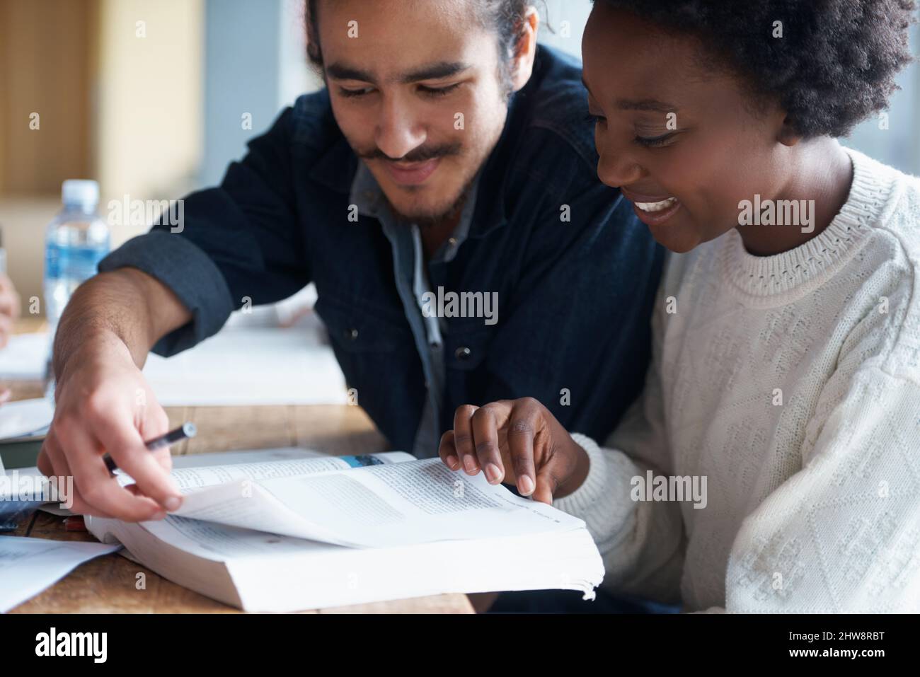 Group student hi-res stock photography and images - Alamy
