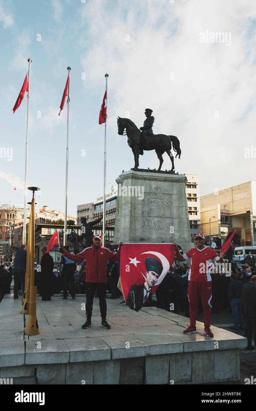 Ankara, Turkey - November 10, 2021: Victory Monument Ankara and people ...