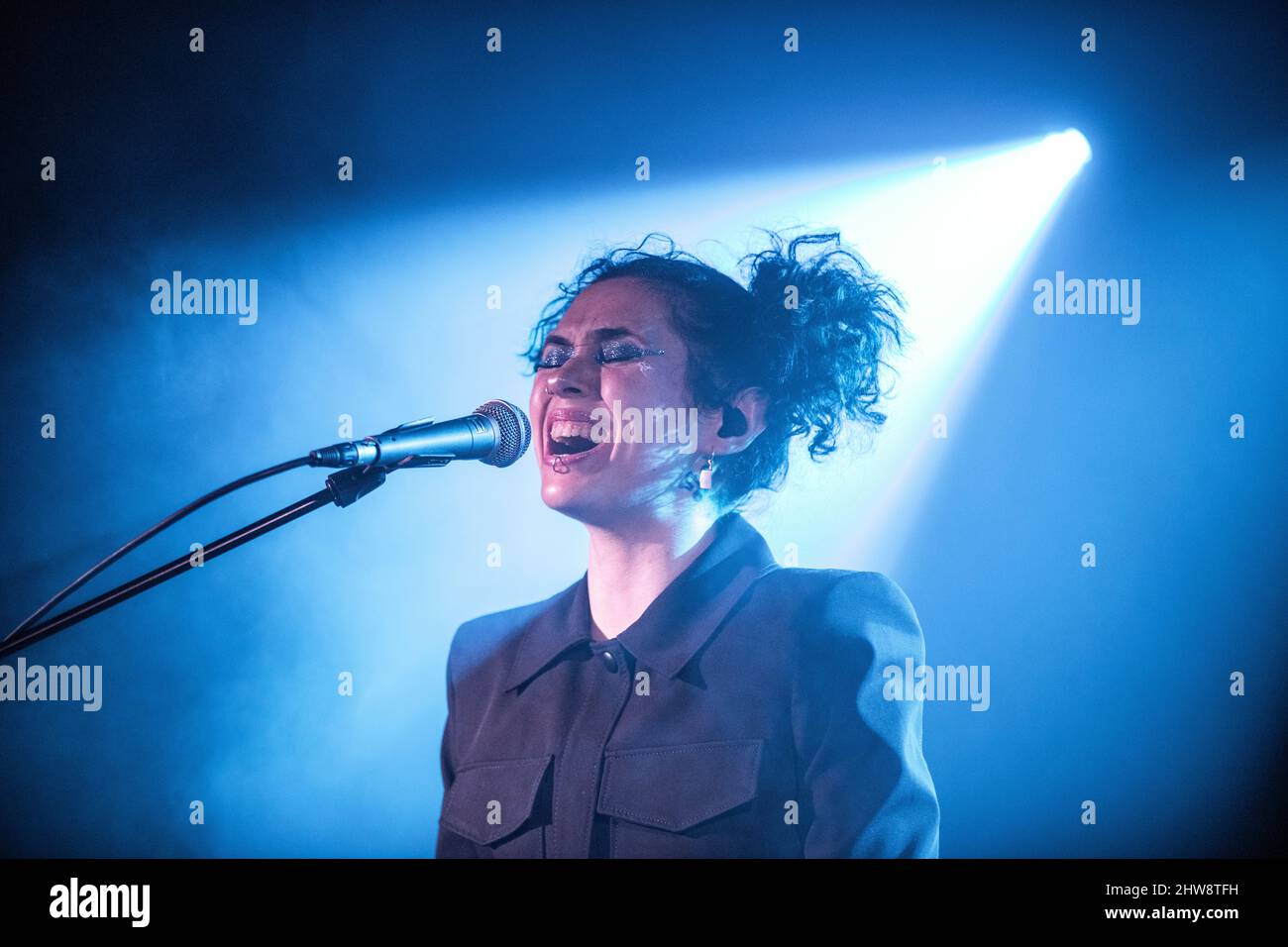 Alice Wonder performing at La 2 de Apolo, Barcelona 25 Feb. 2022 ...