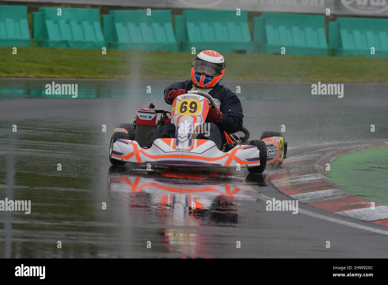 Sky sports commentator johnny herbert hi-res stock photography and ...