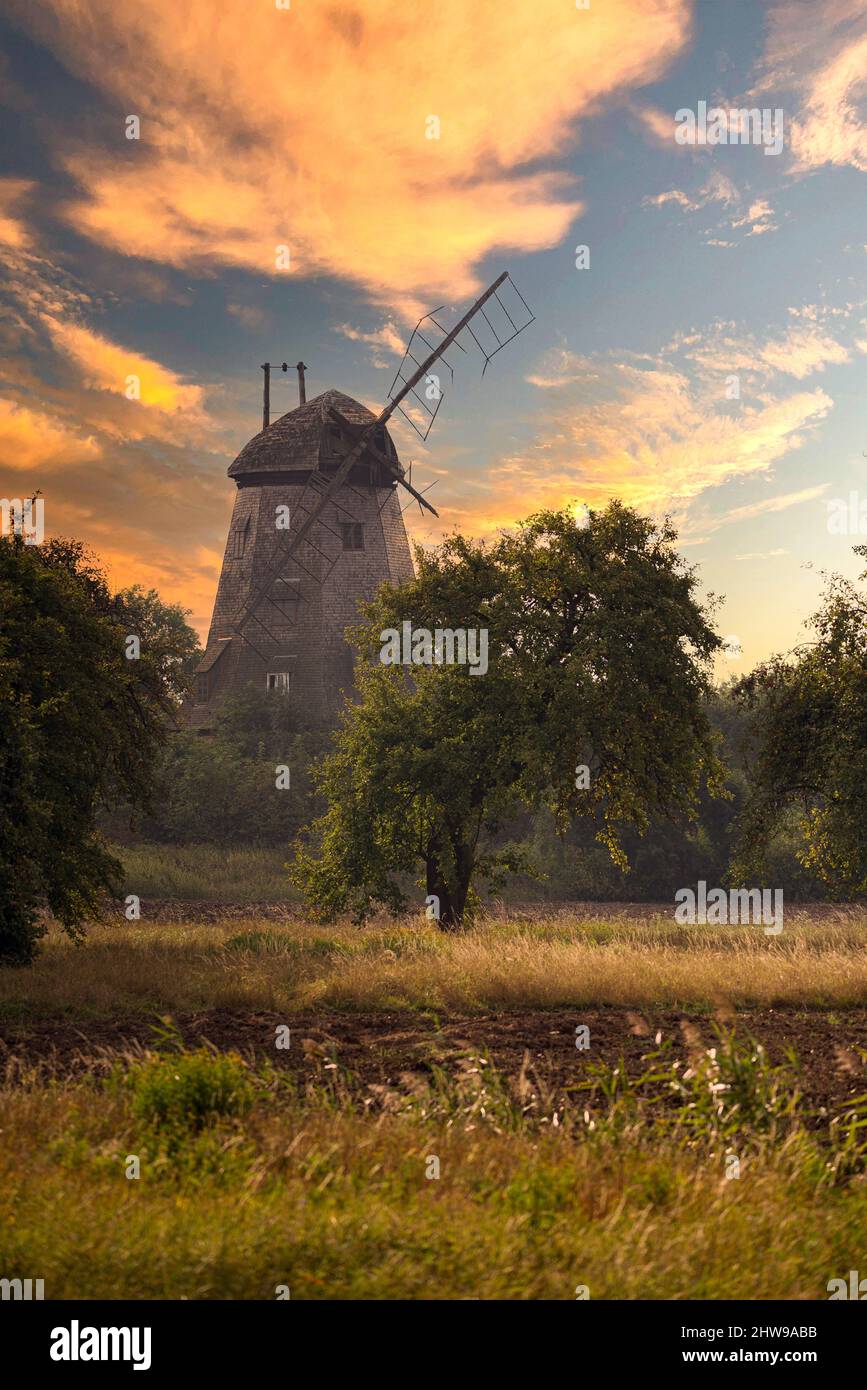 Smock mill architecture hi-res stock photography and images - Alamy
