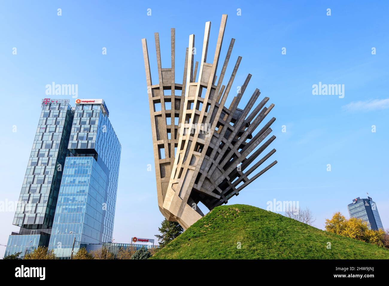 Bucharest, Romania, 6 Nov 2021: Wings monument and the main building of ...