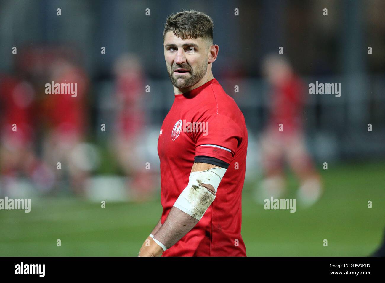 Tommy Makinson (2) of St Helens during pre-game warm up Stock Photo - Alamy