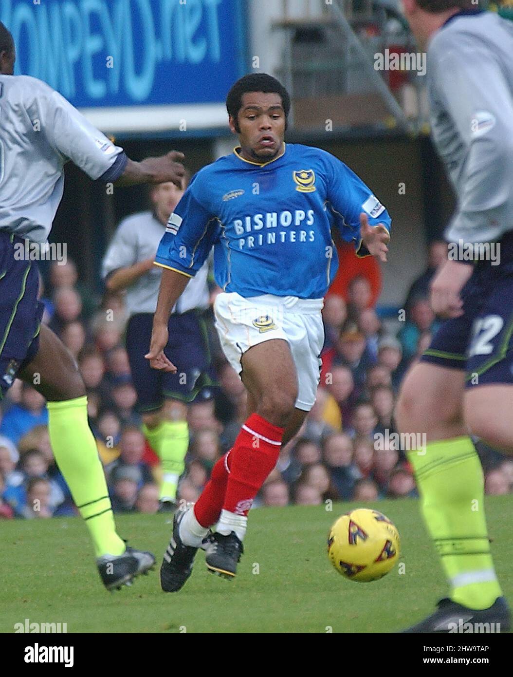 KEVIN HARPER V MAN CITY. PIC MIKE WALKER, 2001 Stock Photo - Alamy