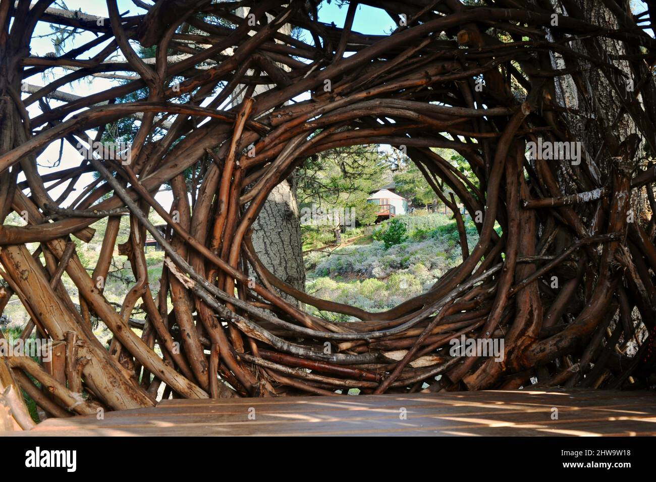 Woven hut hi-res stock photography and images - Alamy