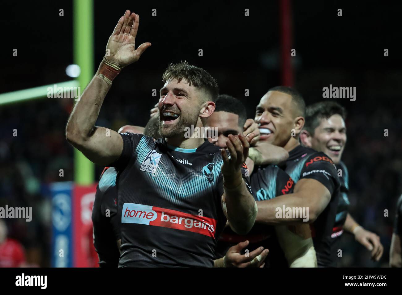 Kingston Upon Hull, UK. 04th Mar, 2022. Tommy Makinson #2 of St Helens ...