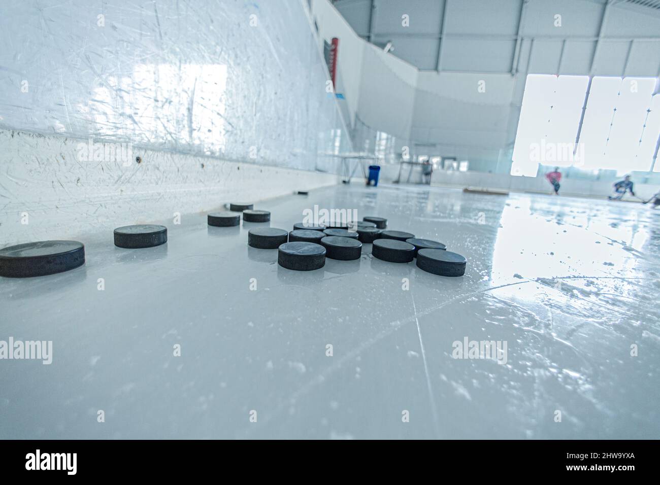Ice rink board hi-res stock photography and images - Alamy