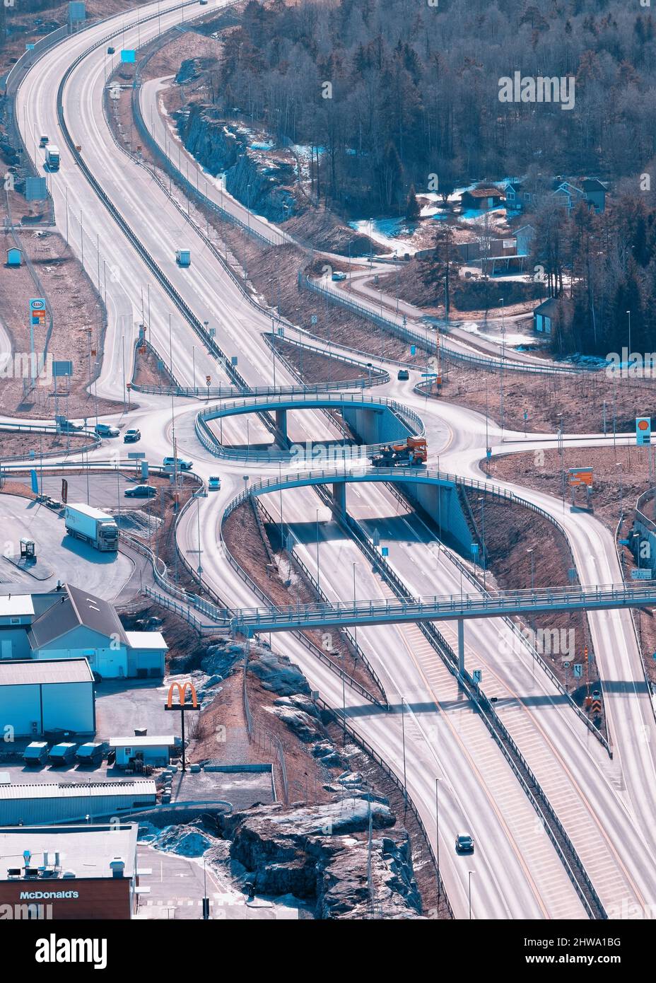 Overhead traffic highway aerial hi-res stock photography and images - Alamy