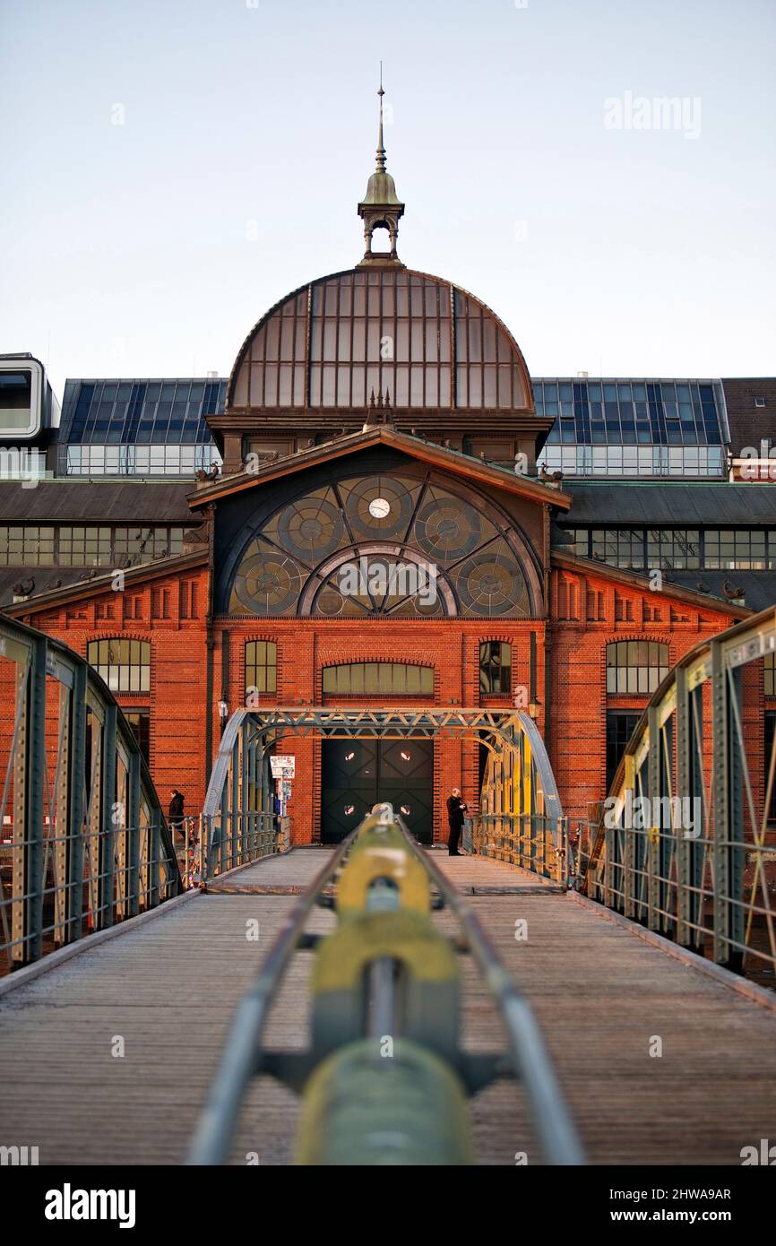 Shore side cladding of the fish auction house Hamburg-Altona, Germany ...