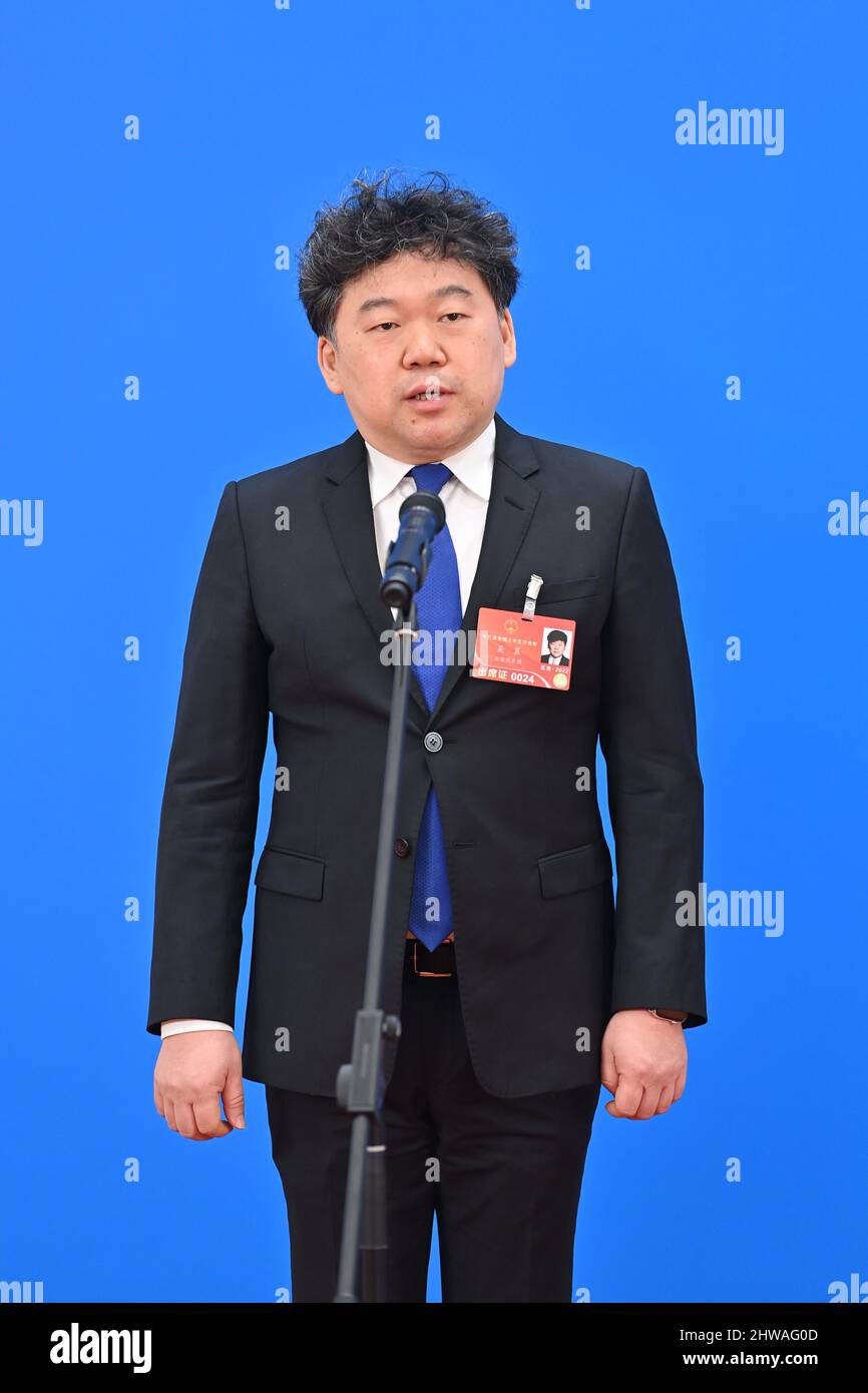 China npc deputy wu hi-res stock photography and images - Alamy