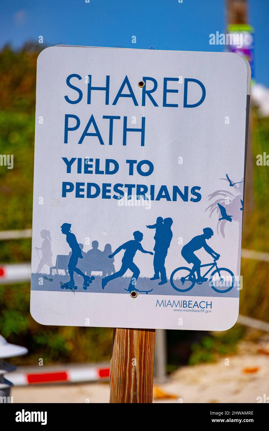 Shared Path sign at Miami Beach - MIAMI, FLORIDA - FEBRUARY 14, 2022 ...