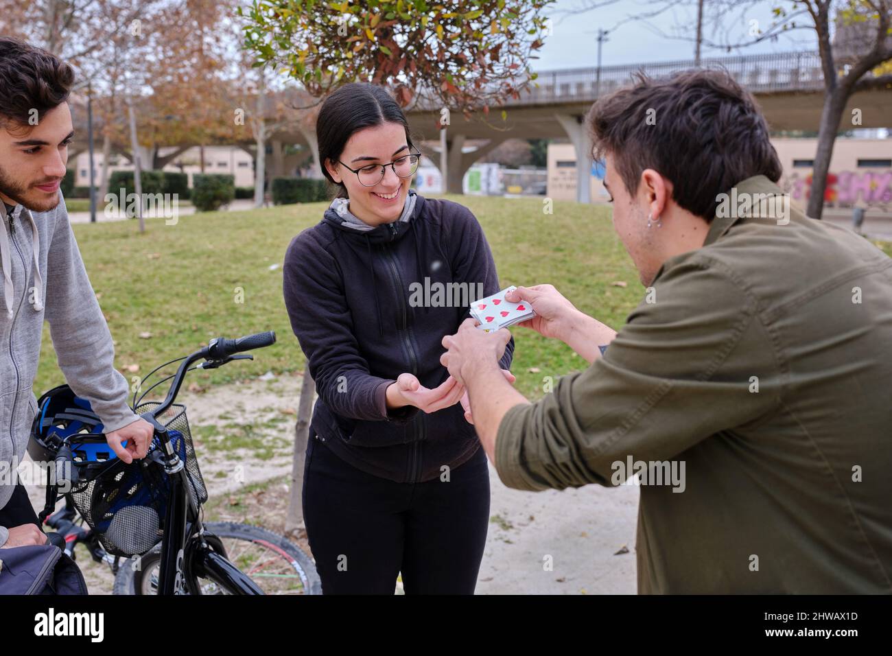 Trick fraud hi-res stock photography and images - Alamy