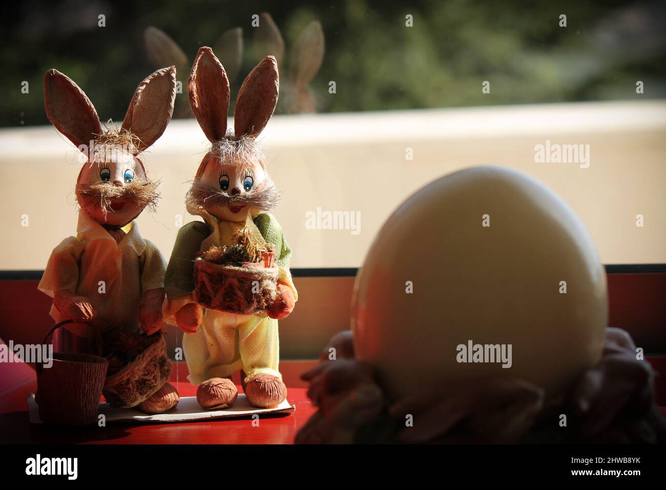 Pastel bunnies hi-res stock photography and images - Alamy