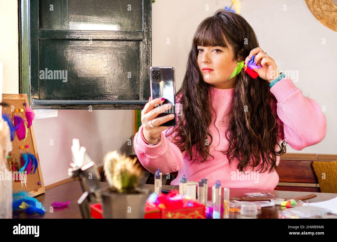 Try for your self table hi-res stock photography and images - Alamy