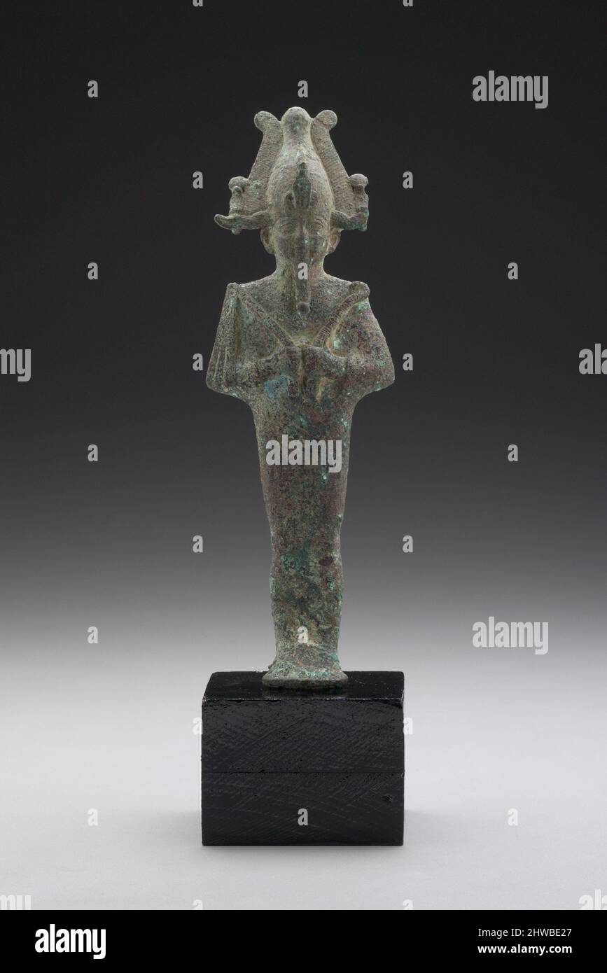 Figure of osiris hi-res stock photography and images - Alamy