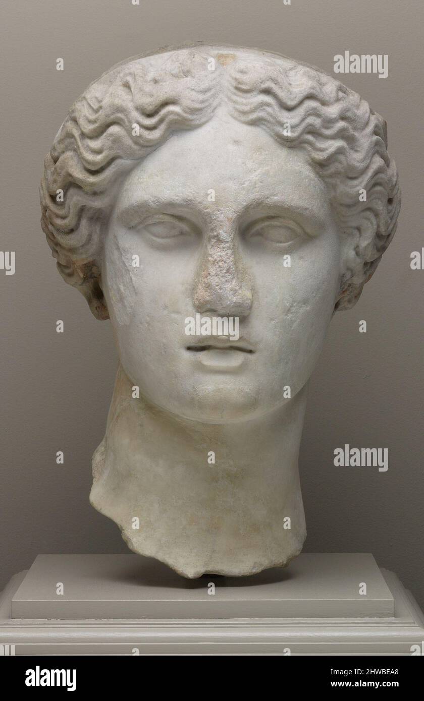Hera goddess statue hi-res stock photography and images - Alamy