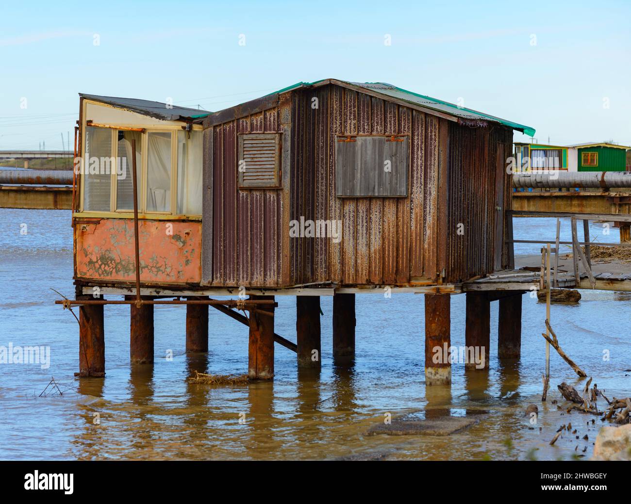 Metal shack house hi-res stock photography and images - Alamy