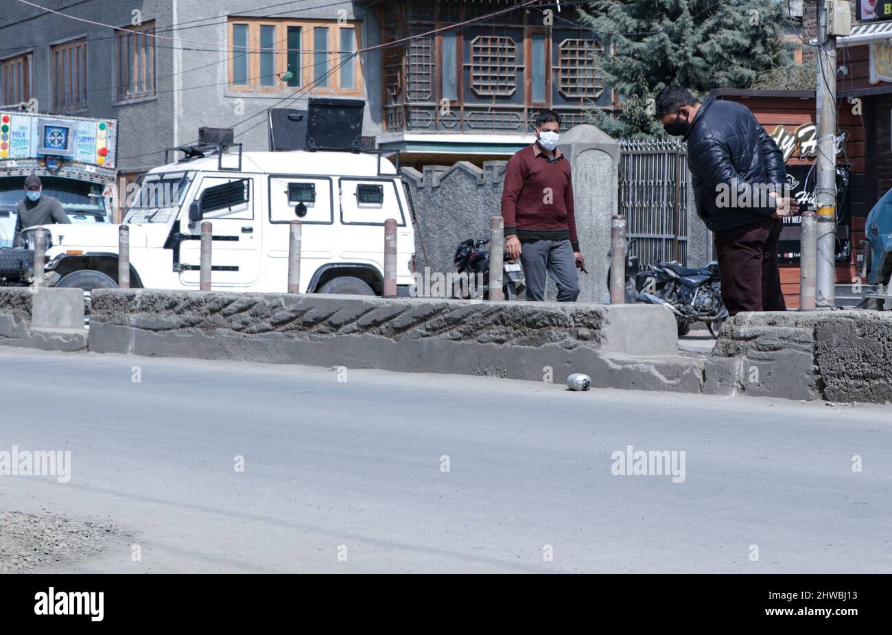 Srinagar, India. 05th Mar, 2022. March 5, 2022, Srinagar, Jammu and ...