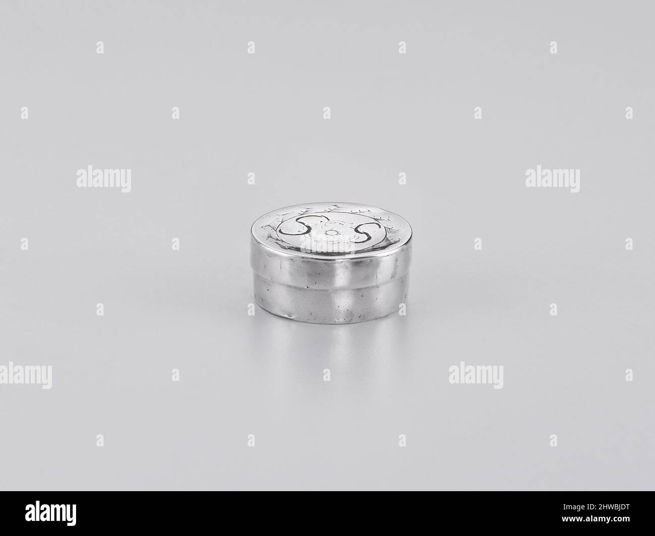 Patch box hi-res stock photography and images - Alamy